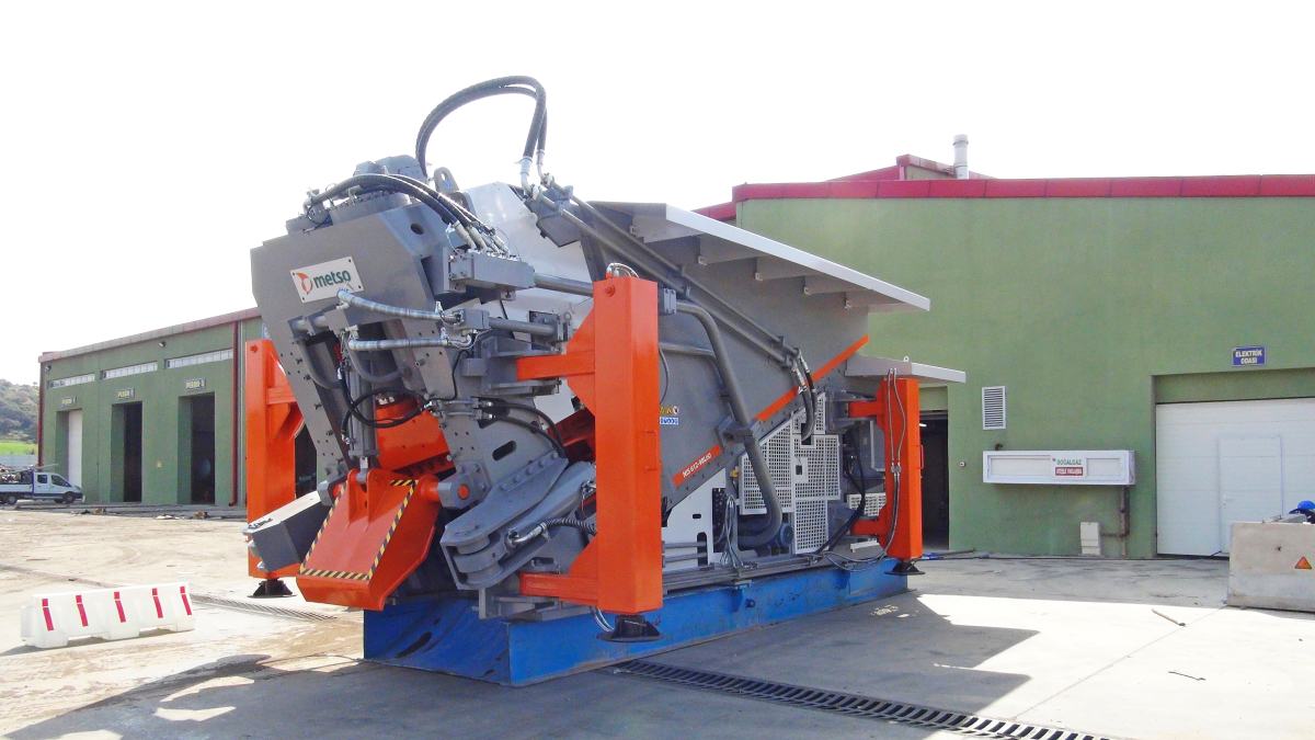 Metso: N series, Shredder Drive Assistant, cast-steel hammers - recovery