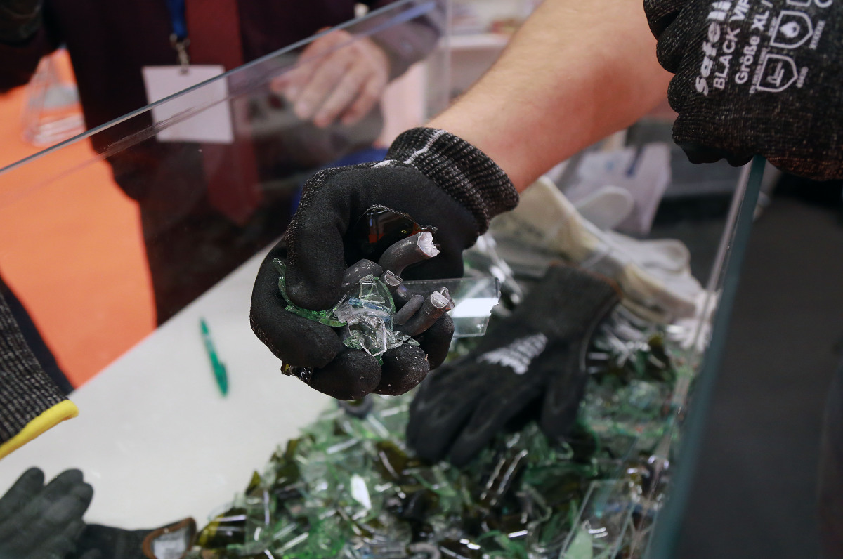 Focus on technologies for granules, powder, bulk solids and recycling ...