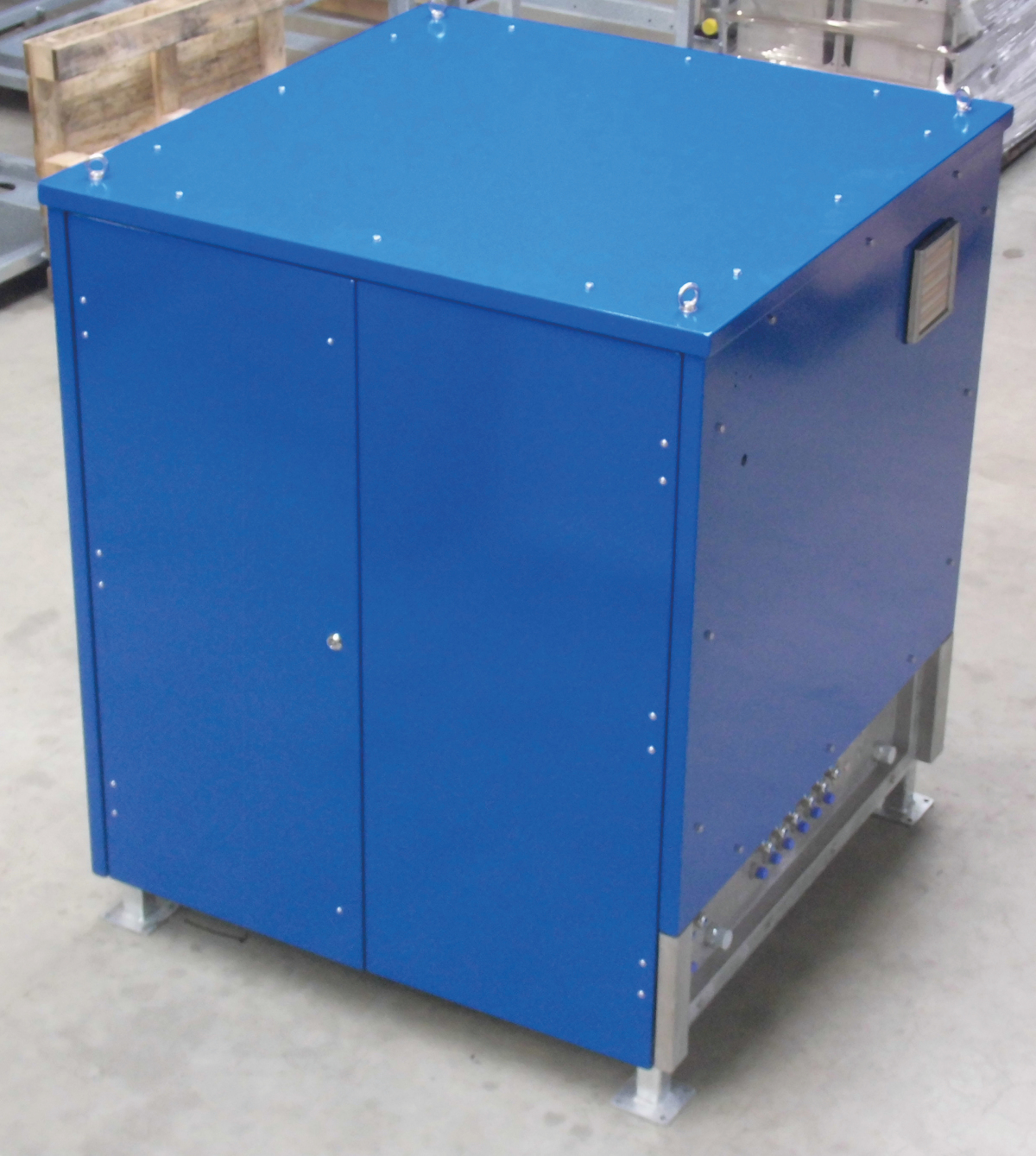 A compact-format supply unit - recovery