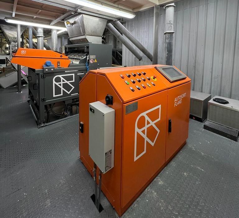 Reciclar S.A. processes up to 600 million plastic bottles per year with ...