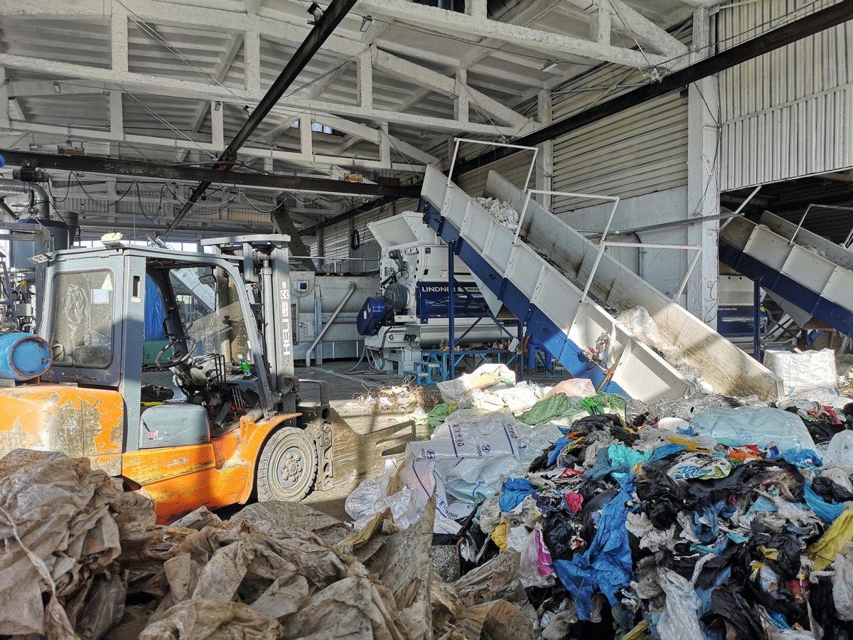 10 Years of Vadias, Lindner Washtech & Erema - recovery Magazine ...