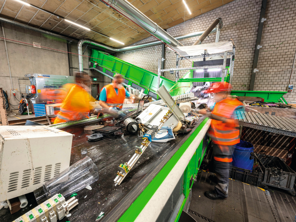 Switzerland’s largest electronic waste sorting plant - recovery ...