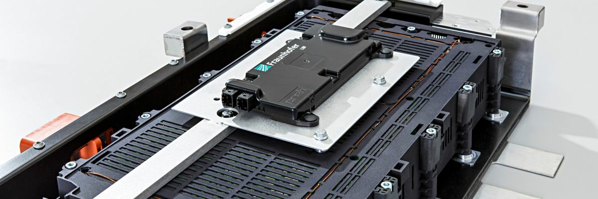 Recyclable lightweight battery housing and a second life for old ...