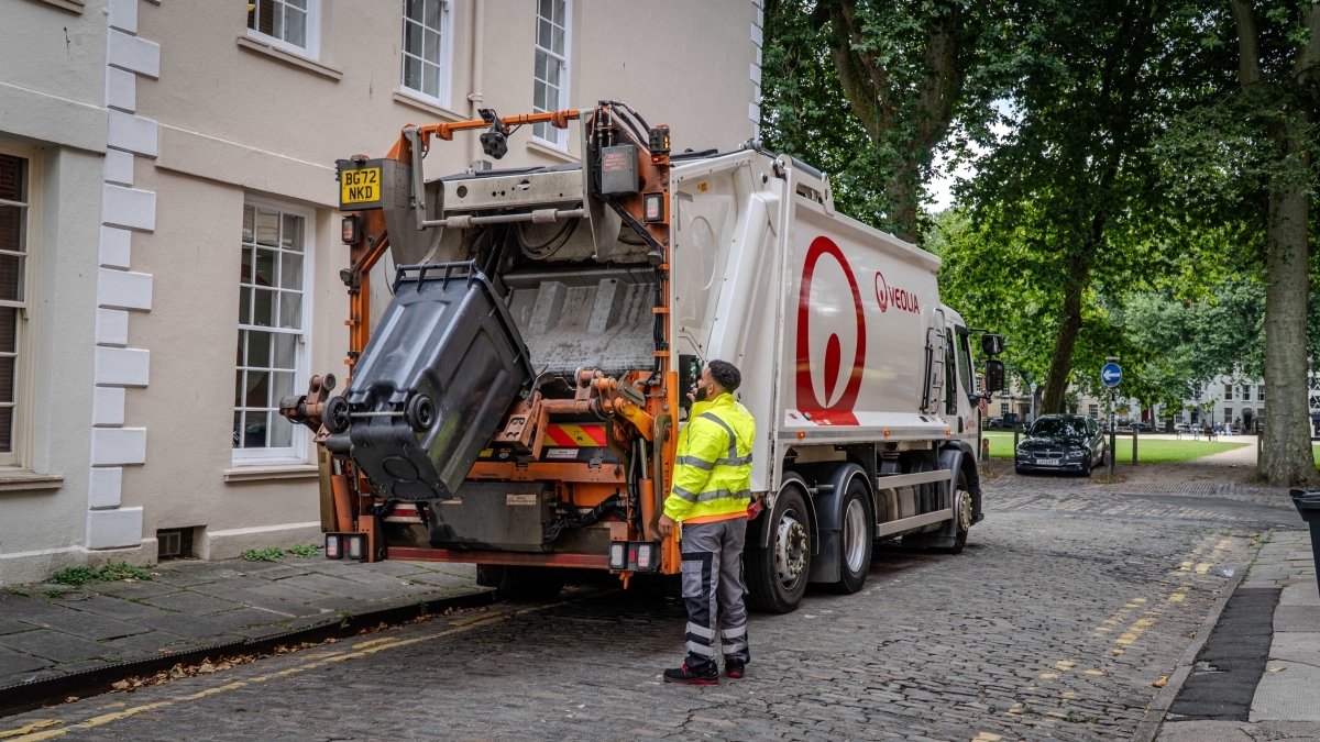 Veolia’s waste partnership with J D Wetherspoon highlights carbon ...