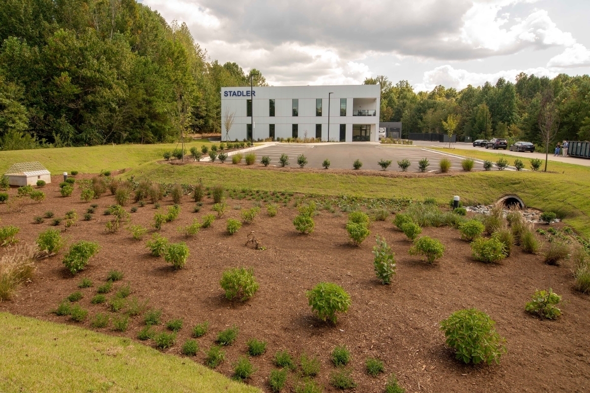 complex magazine headquarters